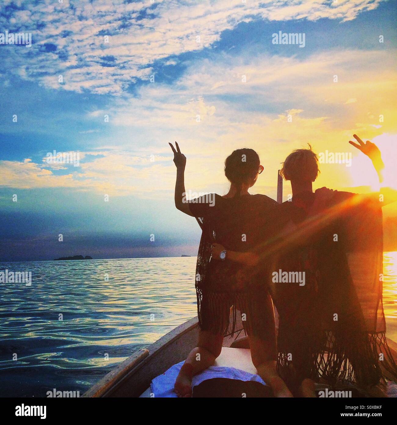 Peace sunset hi-res stock photography and images - Alamy