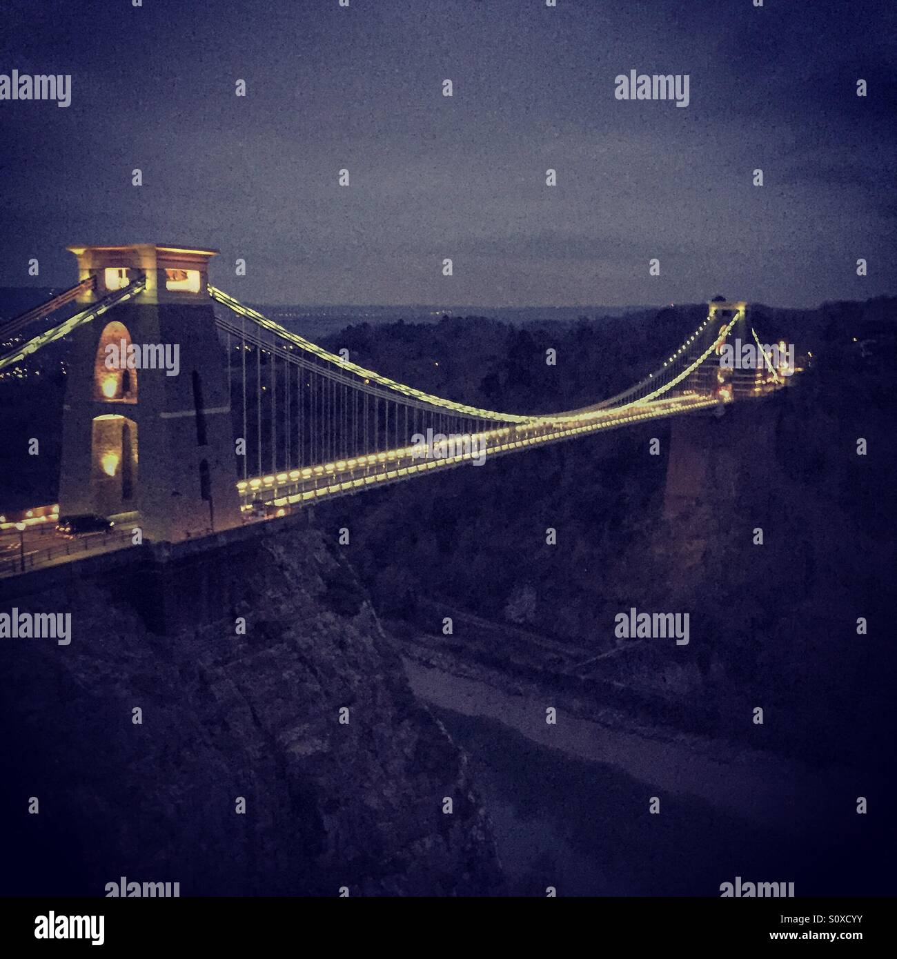 Clifton suspension bridge at night hi-res stock photography and images ...