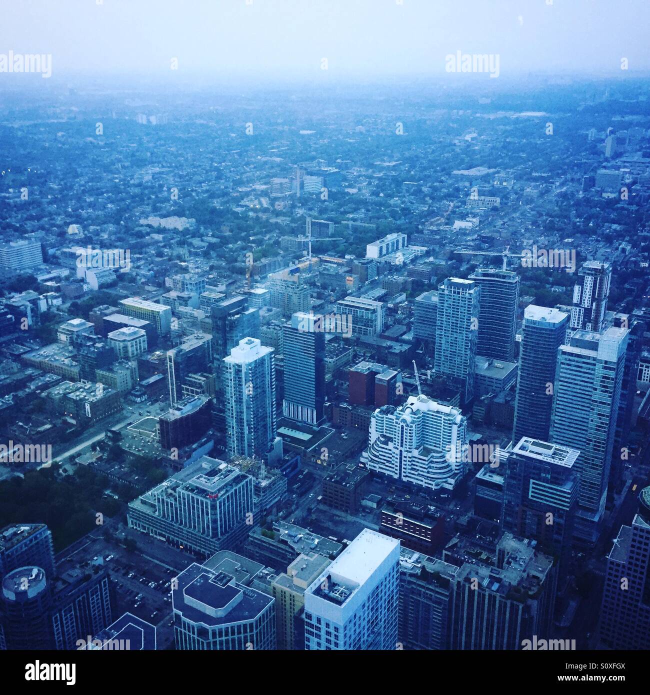 Toronto urban sprawl hi-res stock photography and images - Alamy