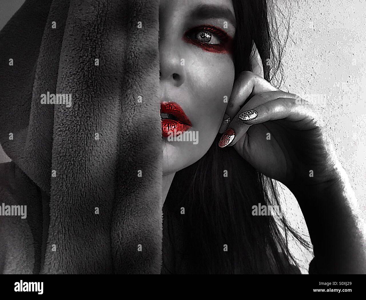 Self makeup hi-res stock photography and images - Alamy