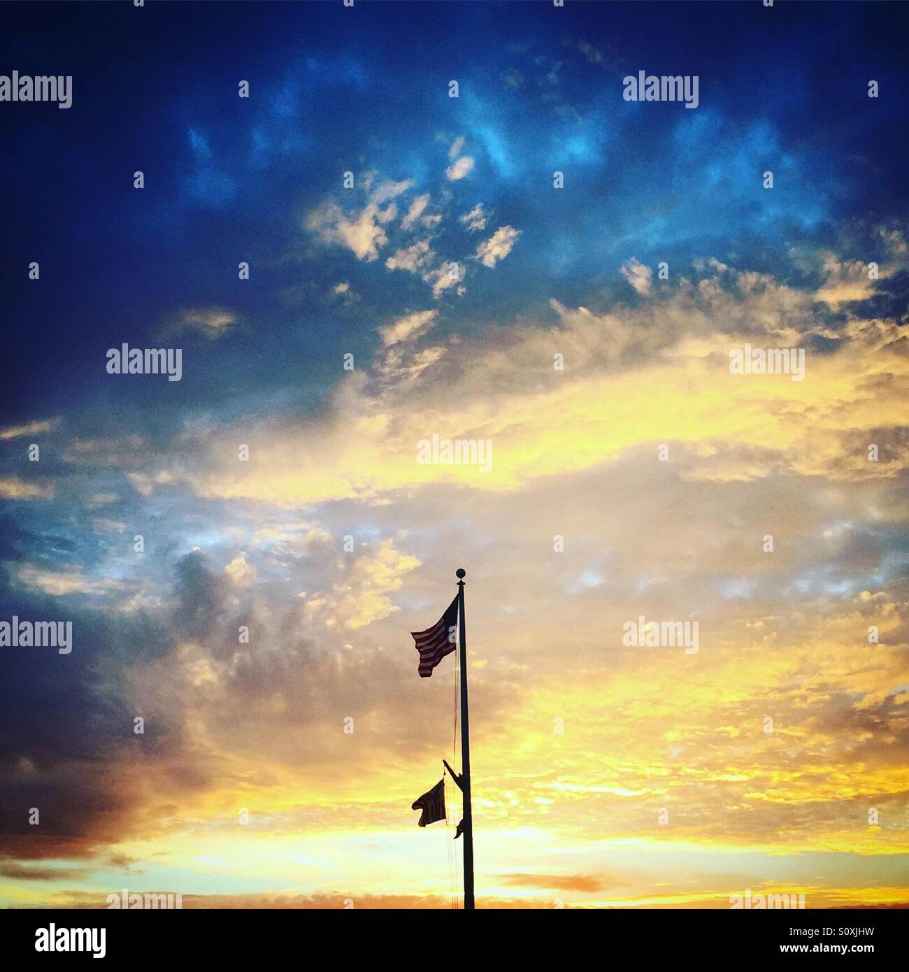 American flag sunset hi-res stock photography and images - Alamy