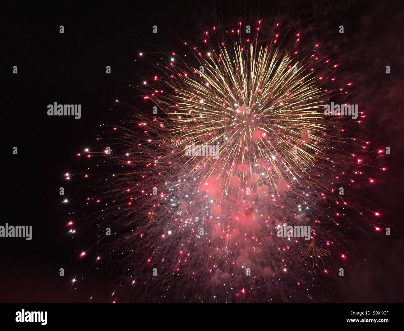 Fireworks display bonfire night hi-res stock photography and images - Alamy