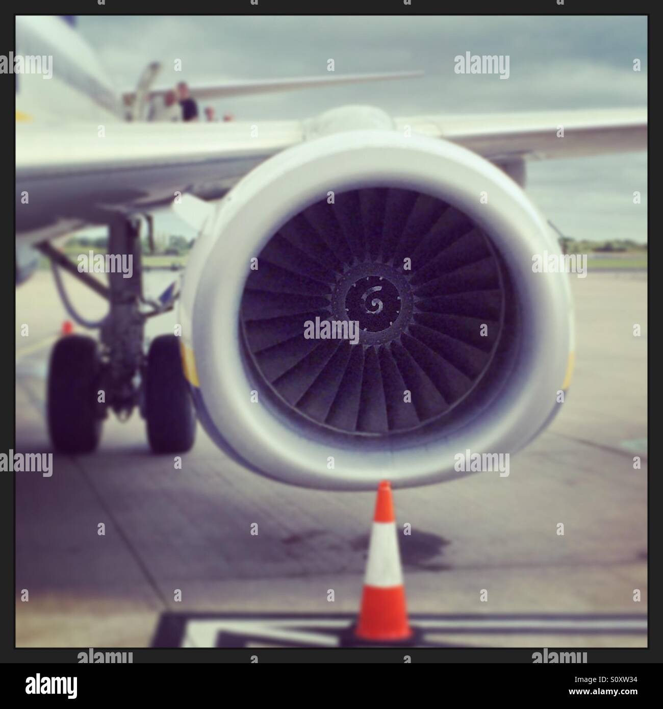 Plane engine hi-res stock photography and images - Alamy