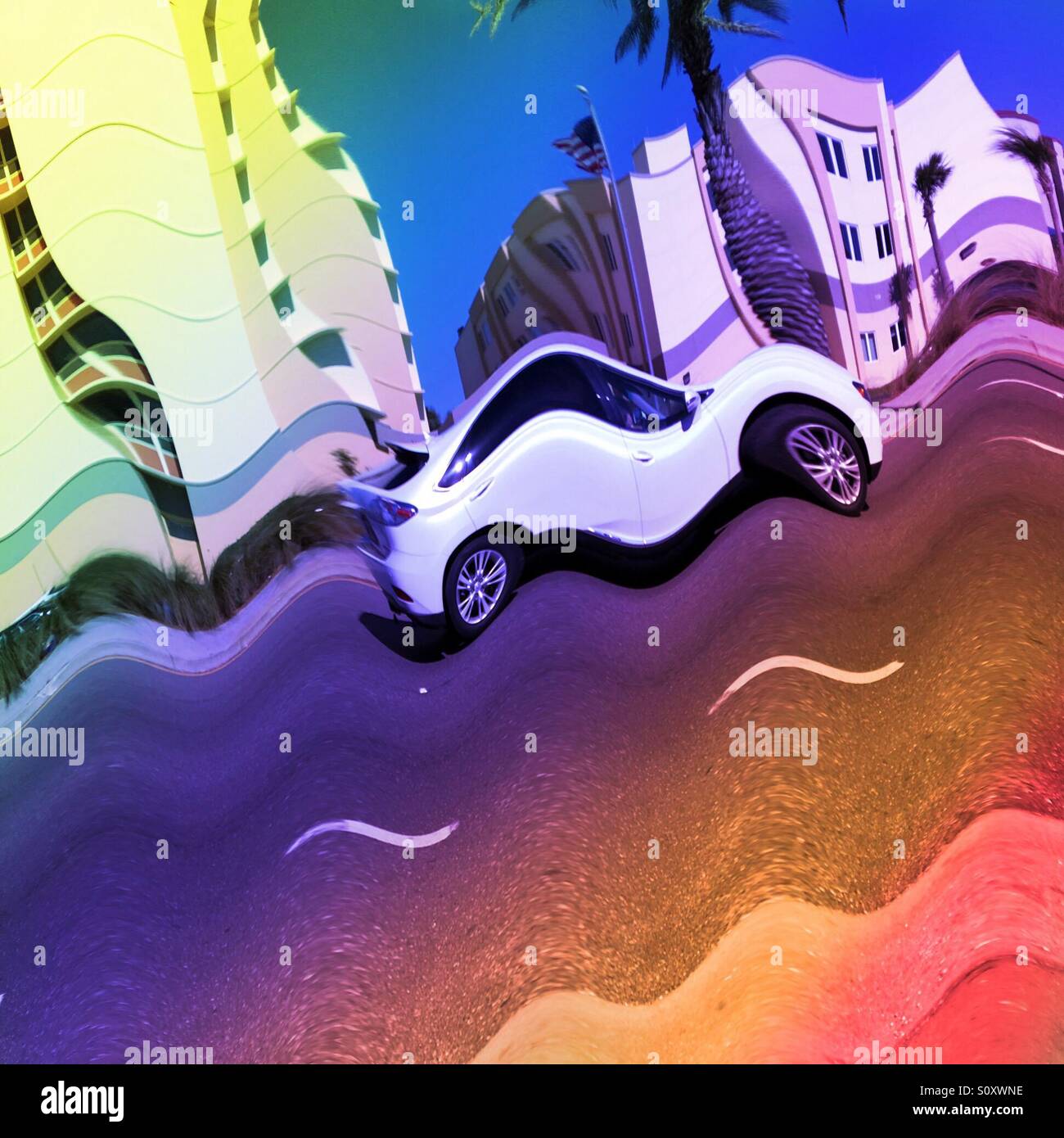 Distorted buildings hi-res stock photography and images - Alamy