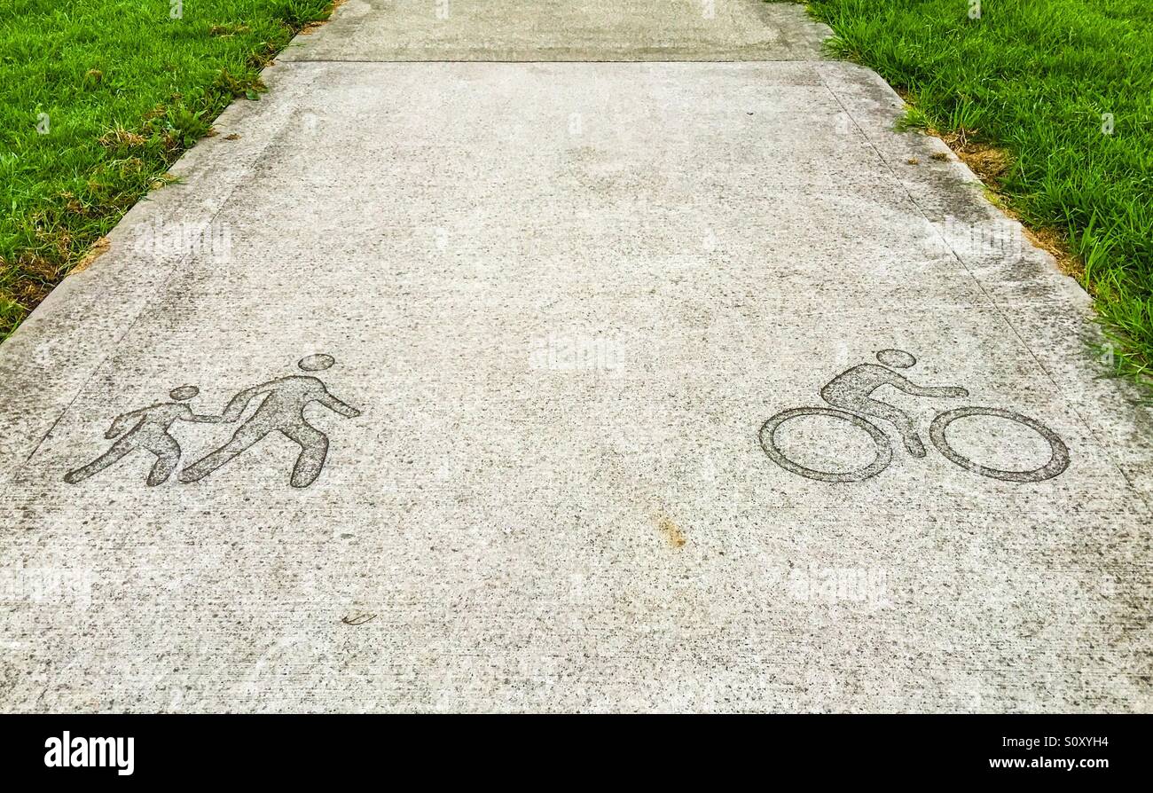 Cycling pathway hi-res stock photography and images - Alamy