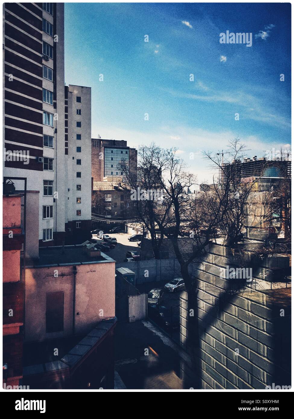 Backyard city hi-res stock photography and images - Alamy