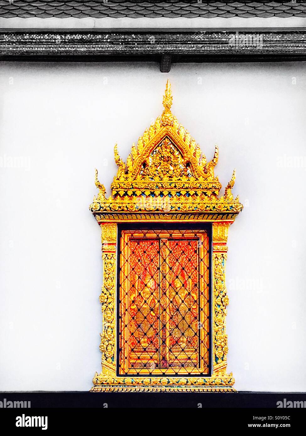 Golden window frame of the Grand Palace, Bangkok, Thailand Stock Photo ...
