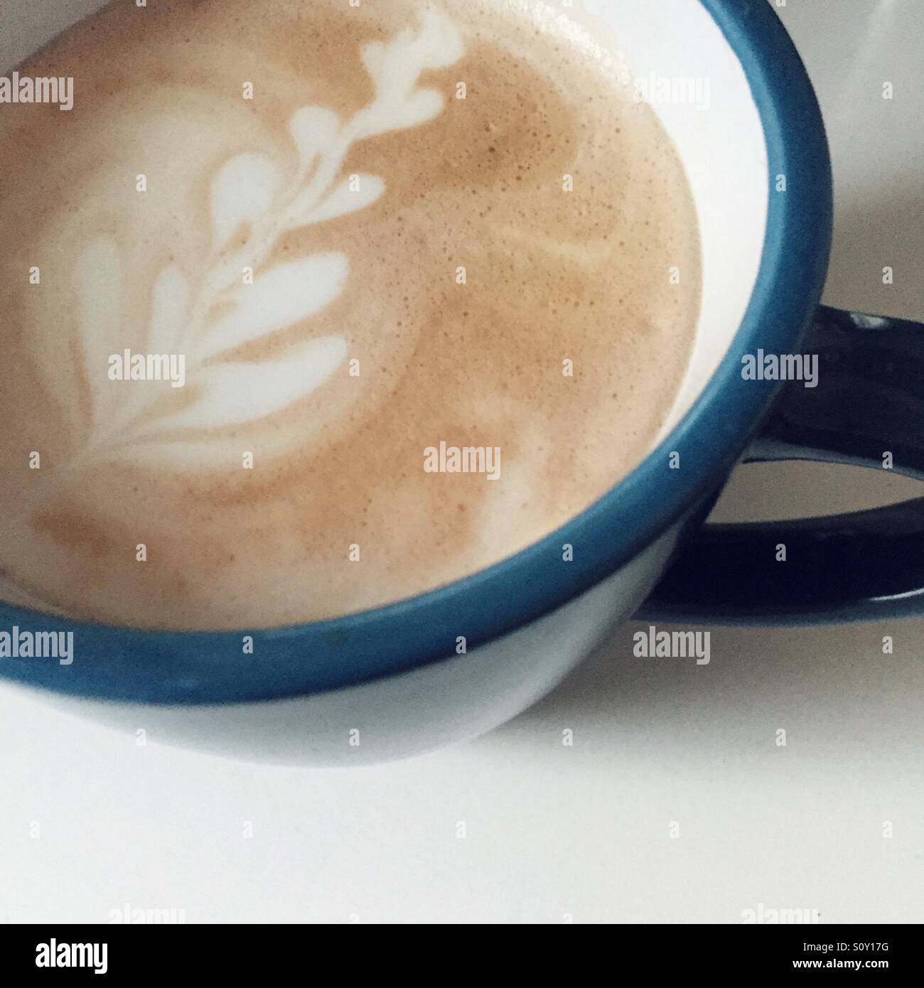 Latte coffee cup hi-res stock photography and images - Alamy