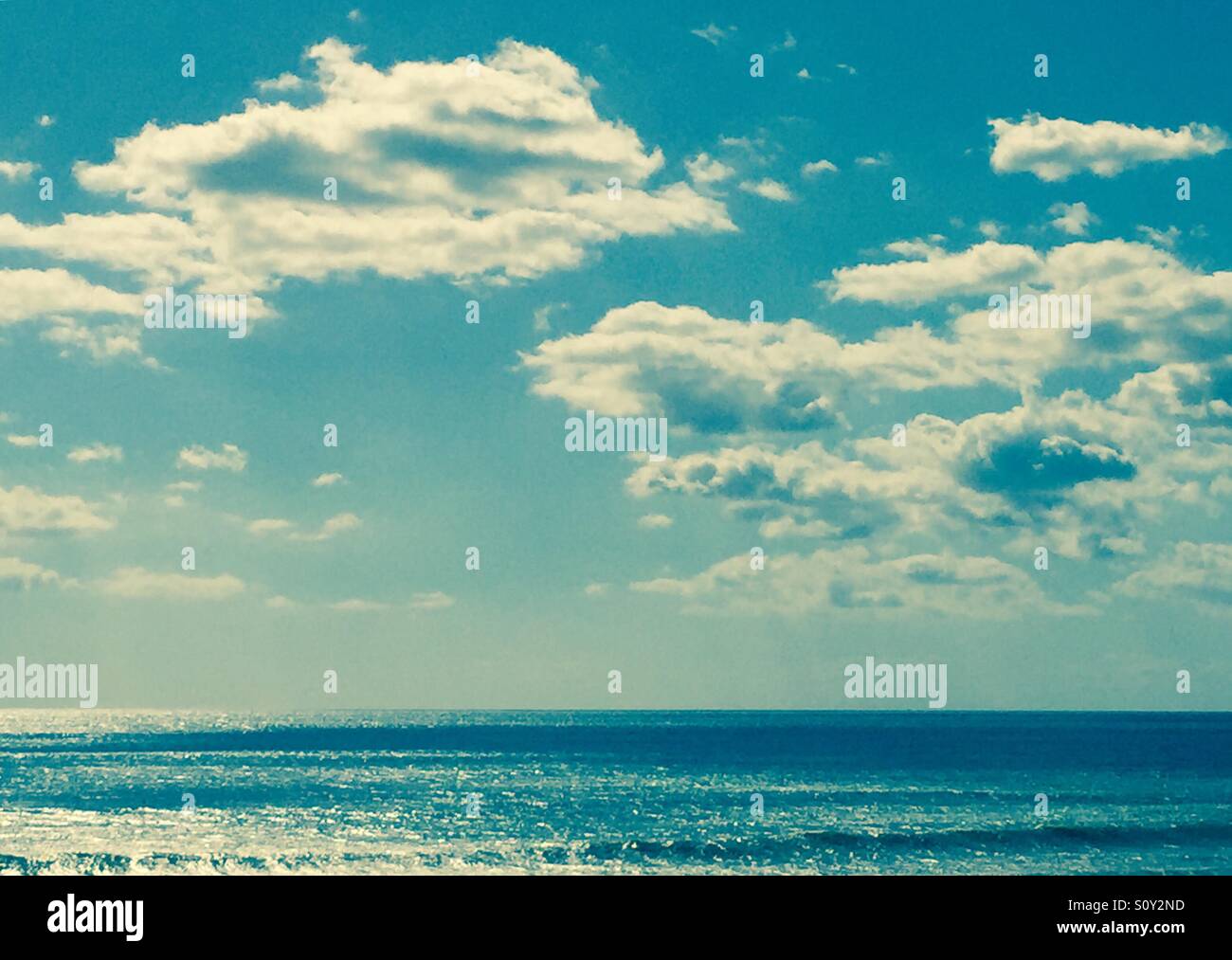 Sun beating down hi-res stock photography and images - Alamy