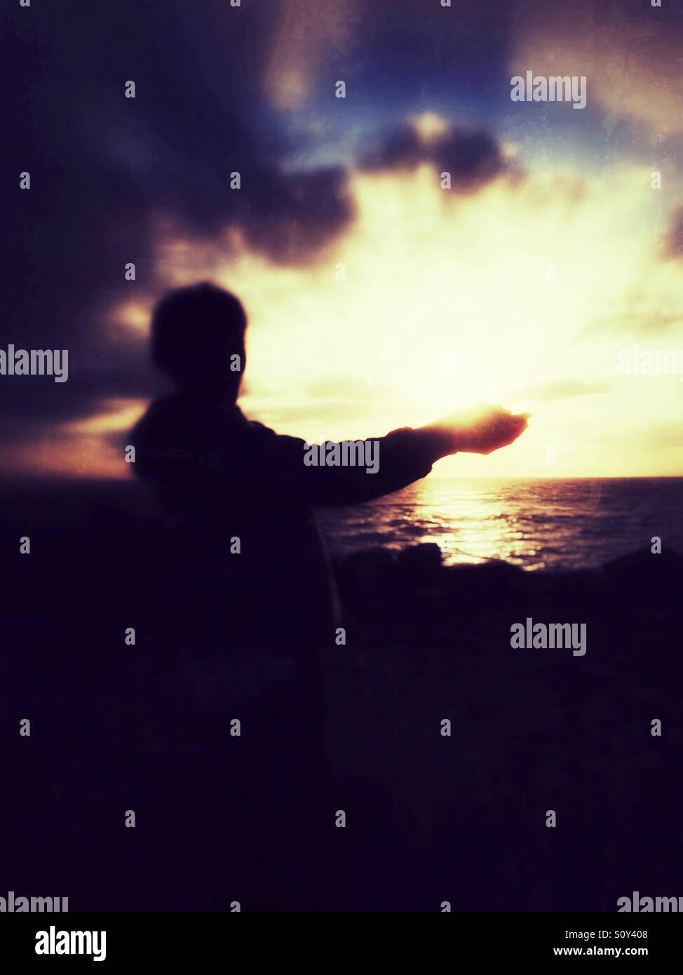 Reaching out to sea hi-res stock photography and images - Alamy