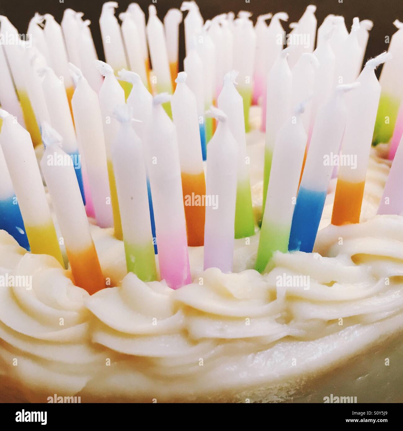 Many Candles Cake Stock Photos & Many Candles Cake Stock Images - Alamy
