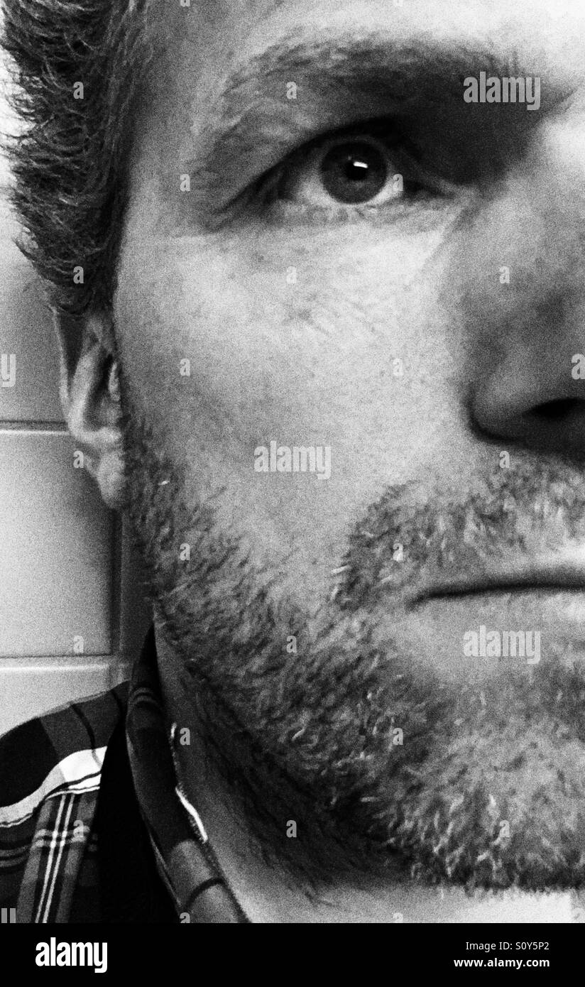 Black white half face selfie hi-res stock photography and images - Alamy