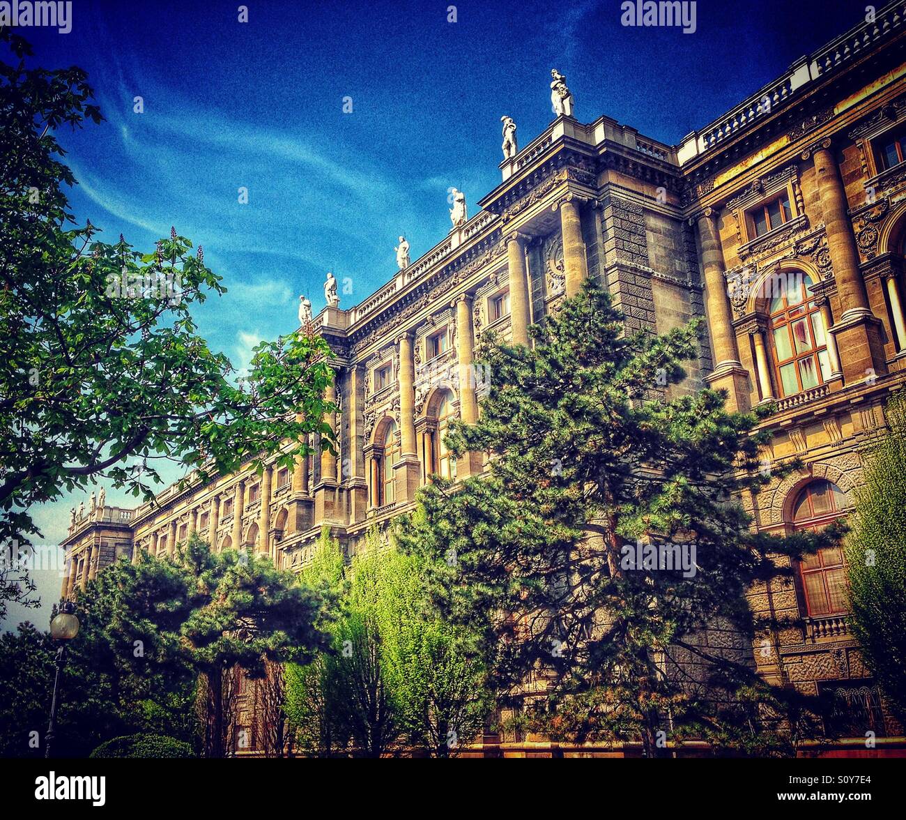 Beautiful vienna hi-res stock photography and images - Alamy