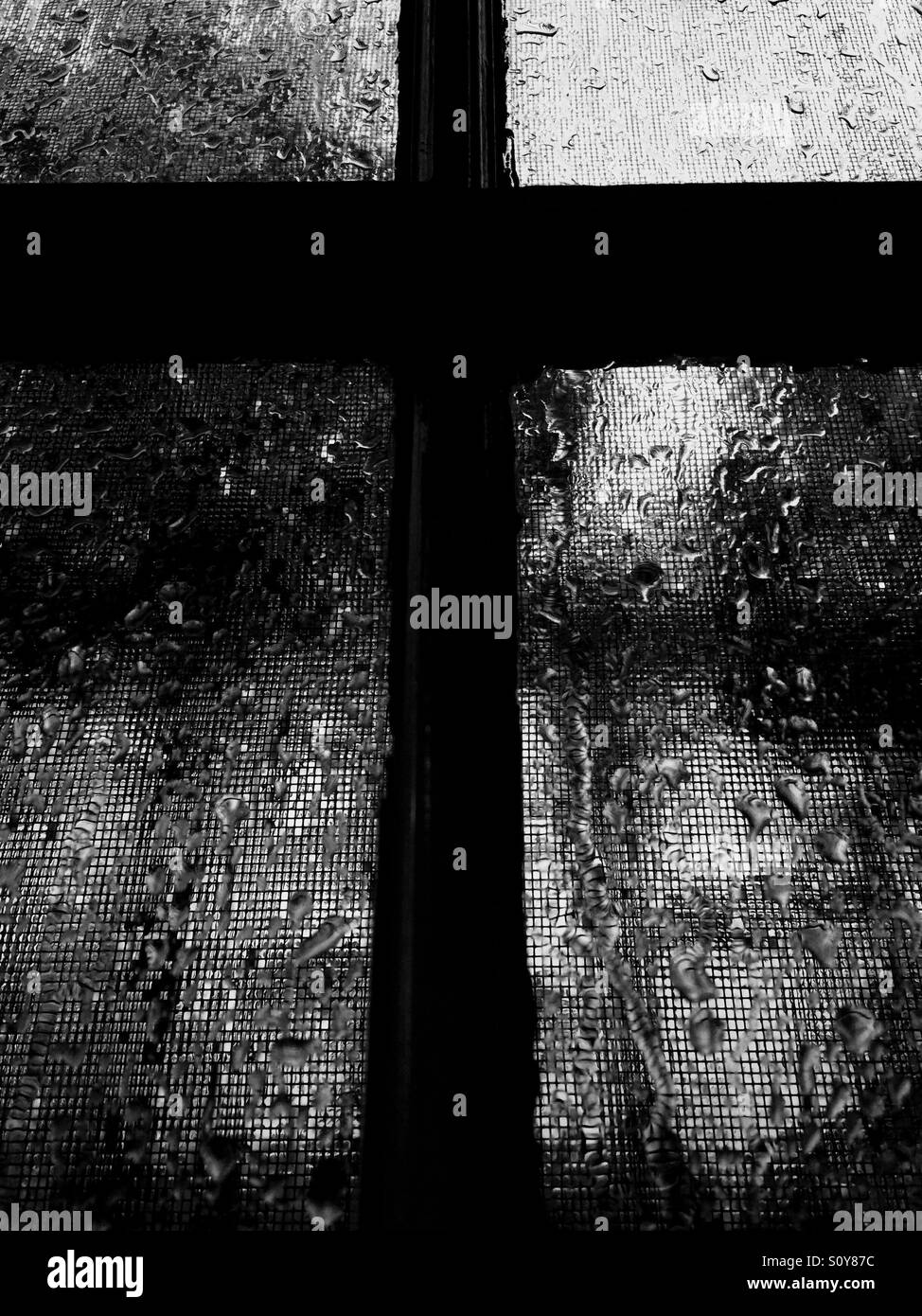 Looking out at rain window hi-res stock photography and images - Alamy