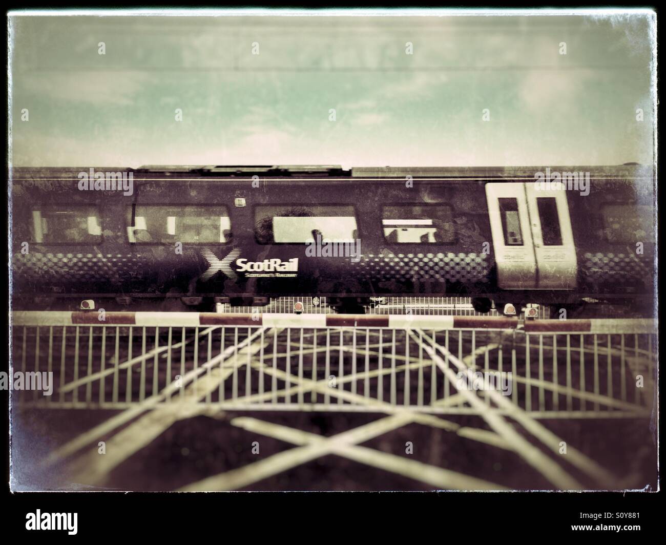Train barrier hi-res stock photography and images - Alamy