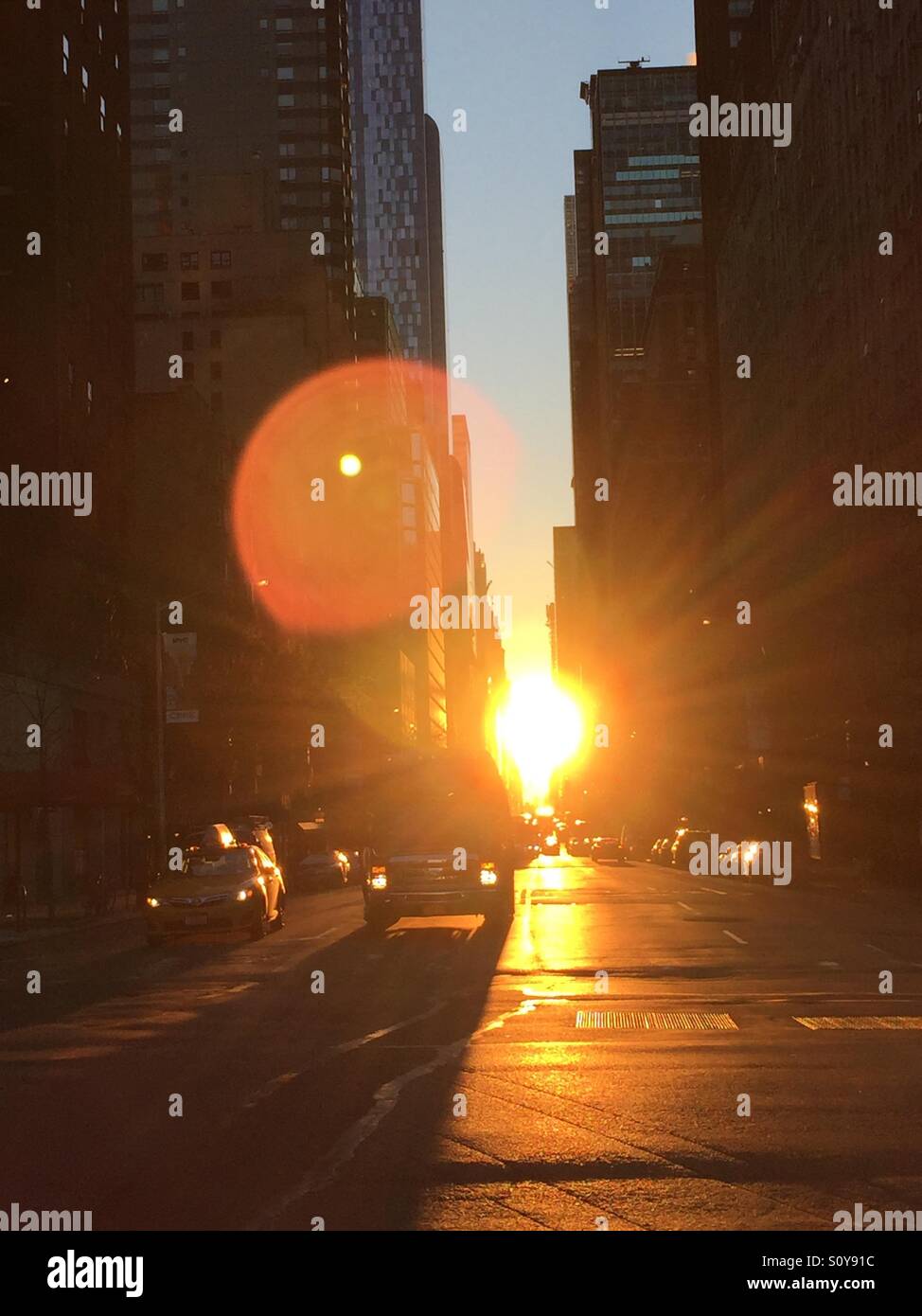 Manhattanhenge hi-res stock photography and images - Alamy