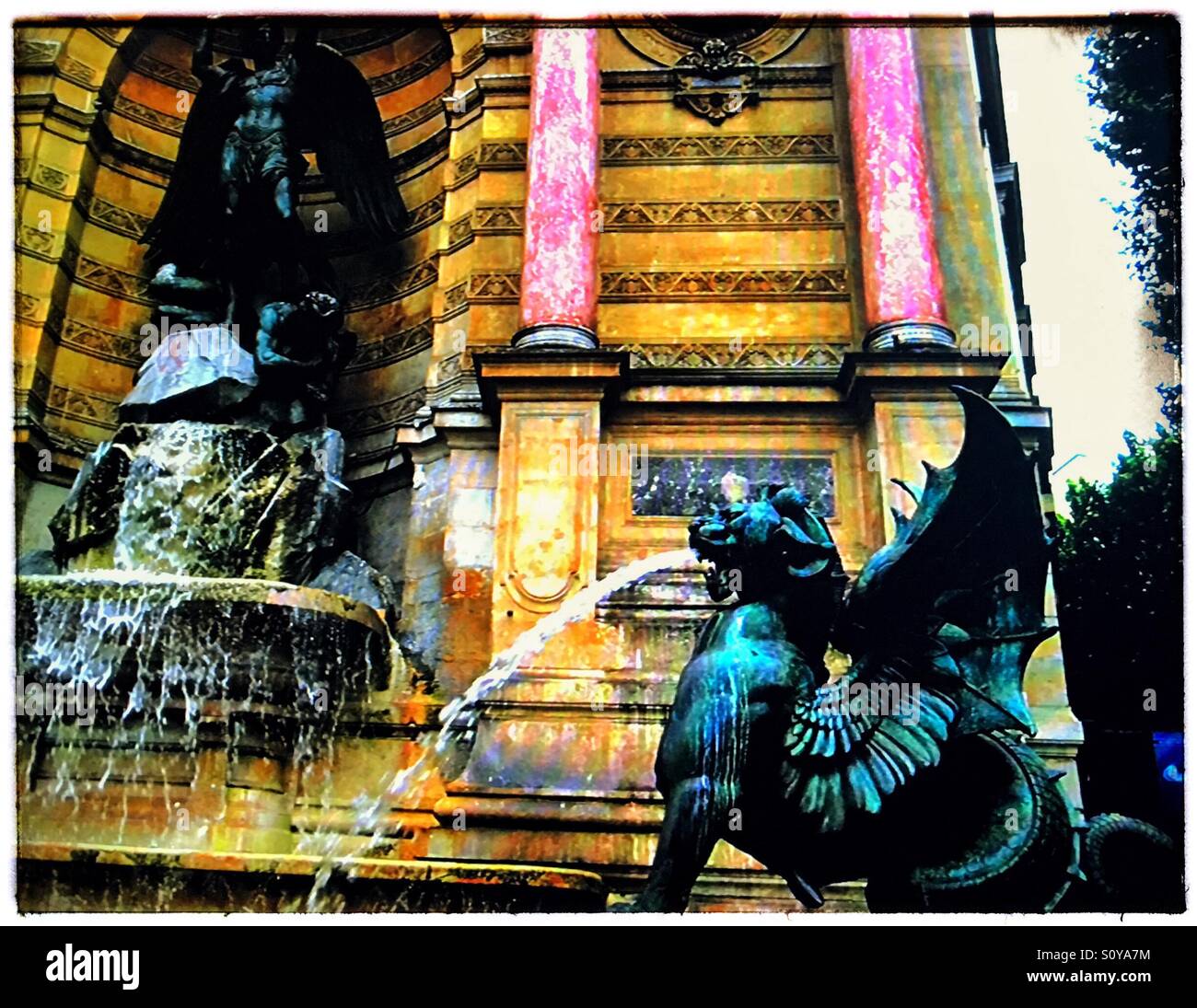 Water Dragon Statue High Resolution Stock Photography and Images - Alamy