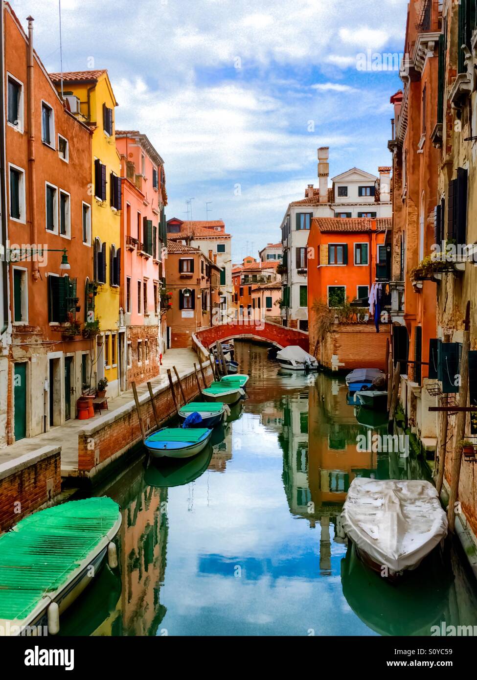 Beautiful waterway hi-res stock photography and images - Alamy