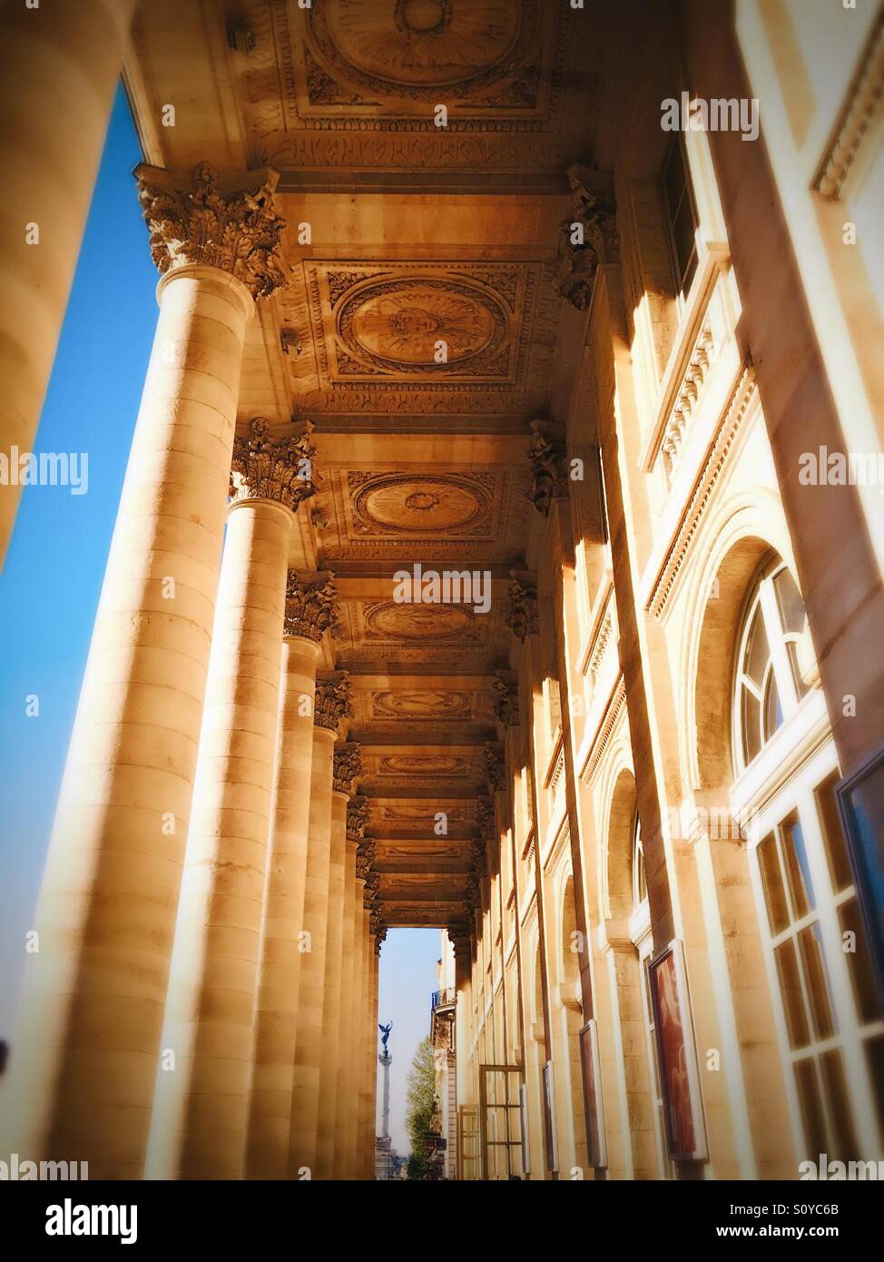 12 neoclassical columns hi-res stock photography and images - Alamy