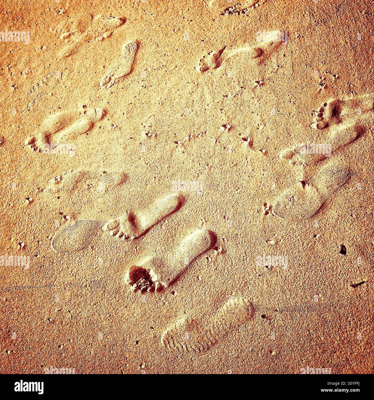 Footmarks footprints hi-res stock photography and images - Alamy