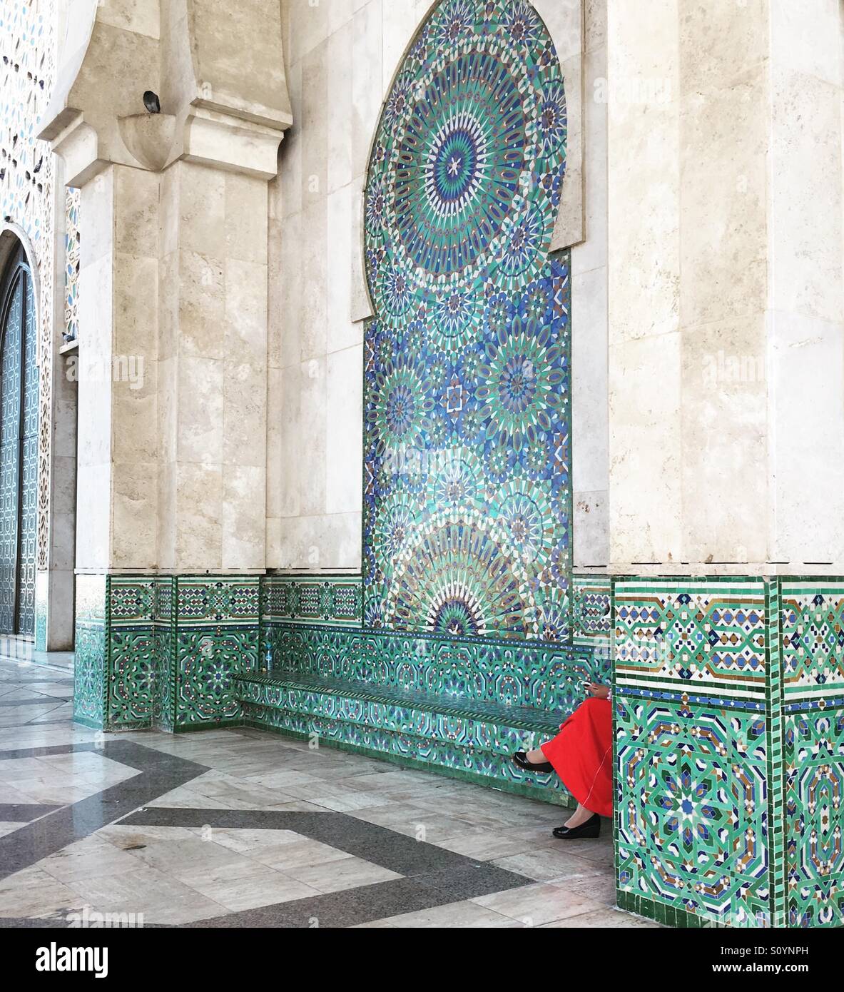 Hidden walls hi-res stock photography and images - Alamy