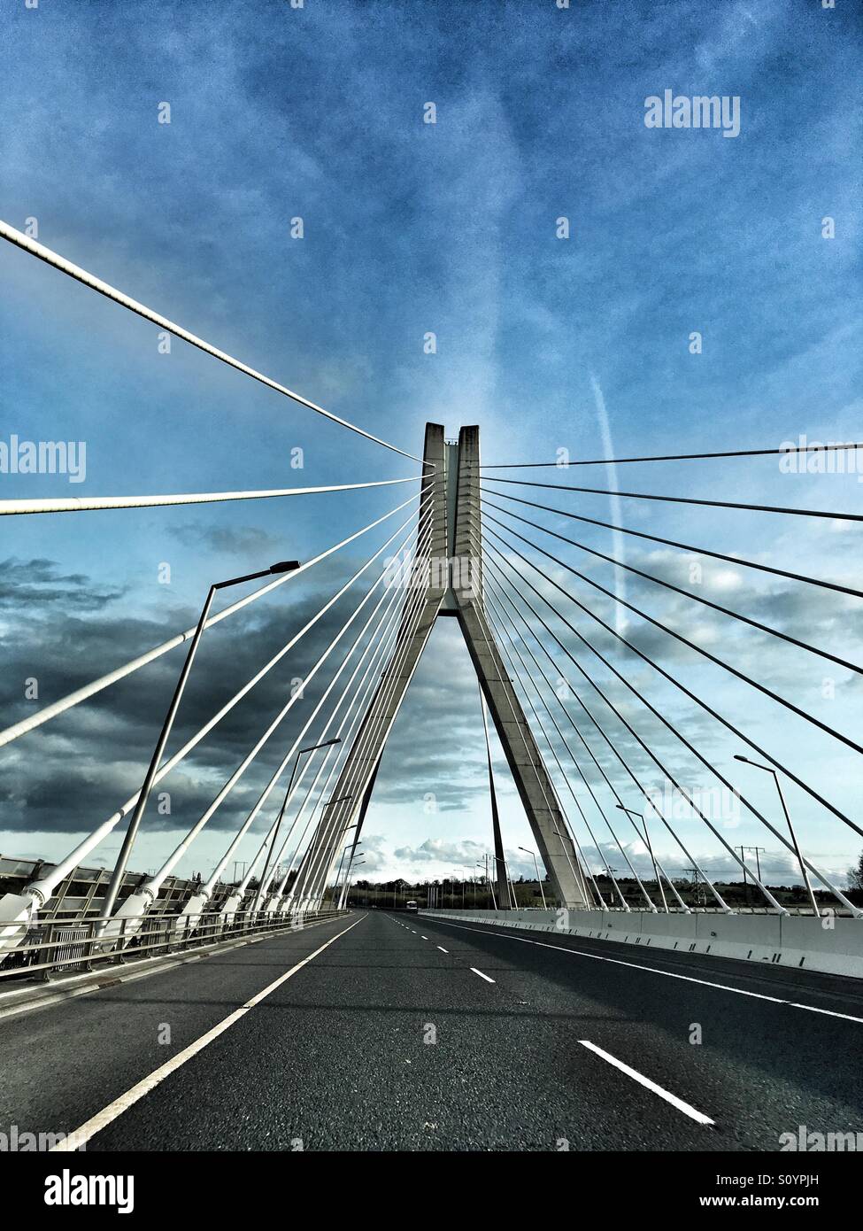 M1 bridge ireland hi-res stock photography and images - Alamy