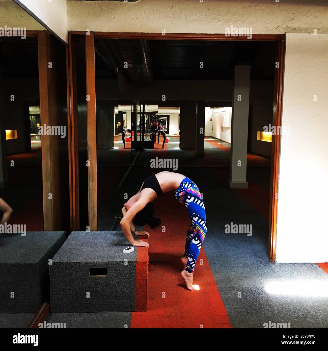 Backbending hi-res stock photography and images - Alamy