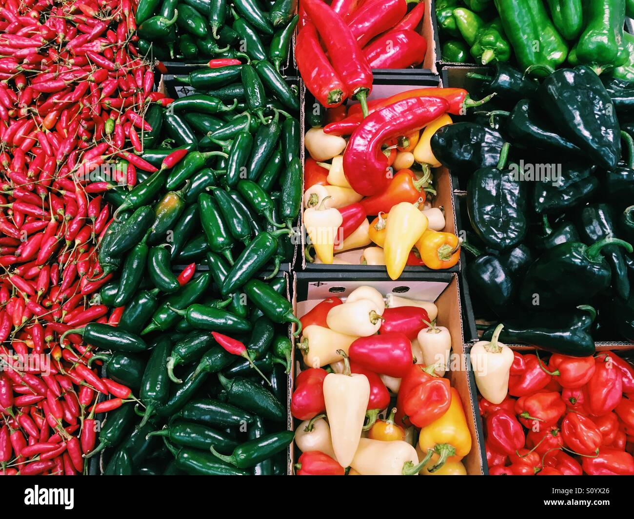 Chillies pepper hi-res stock photography and images - Alamy