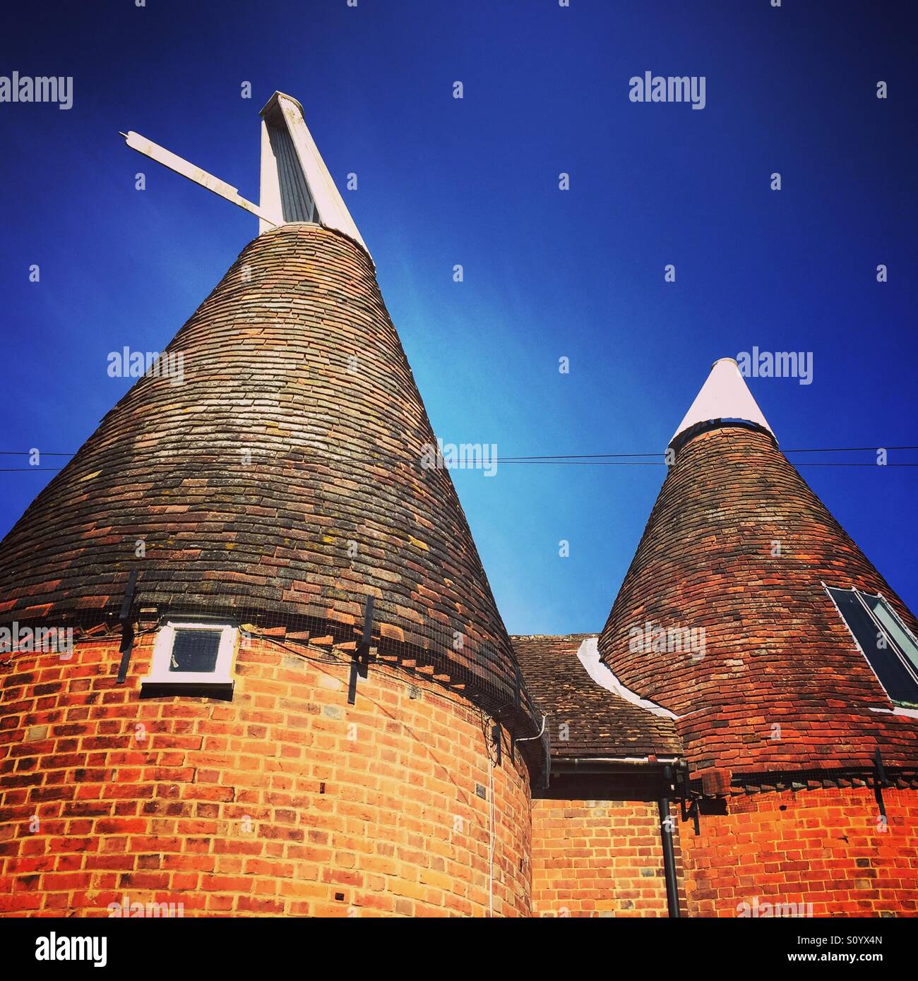 Oust houses hi-res stock photography and images - Alamy
