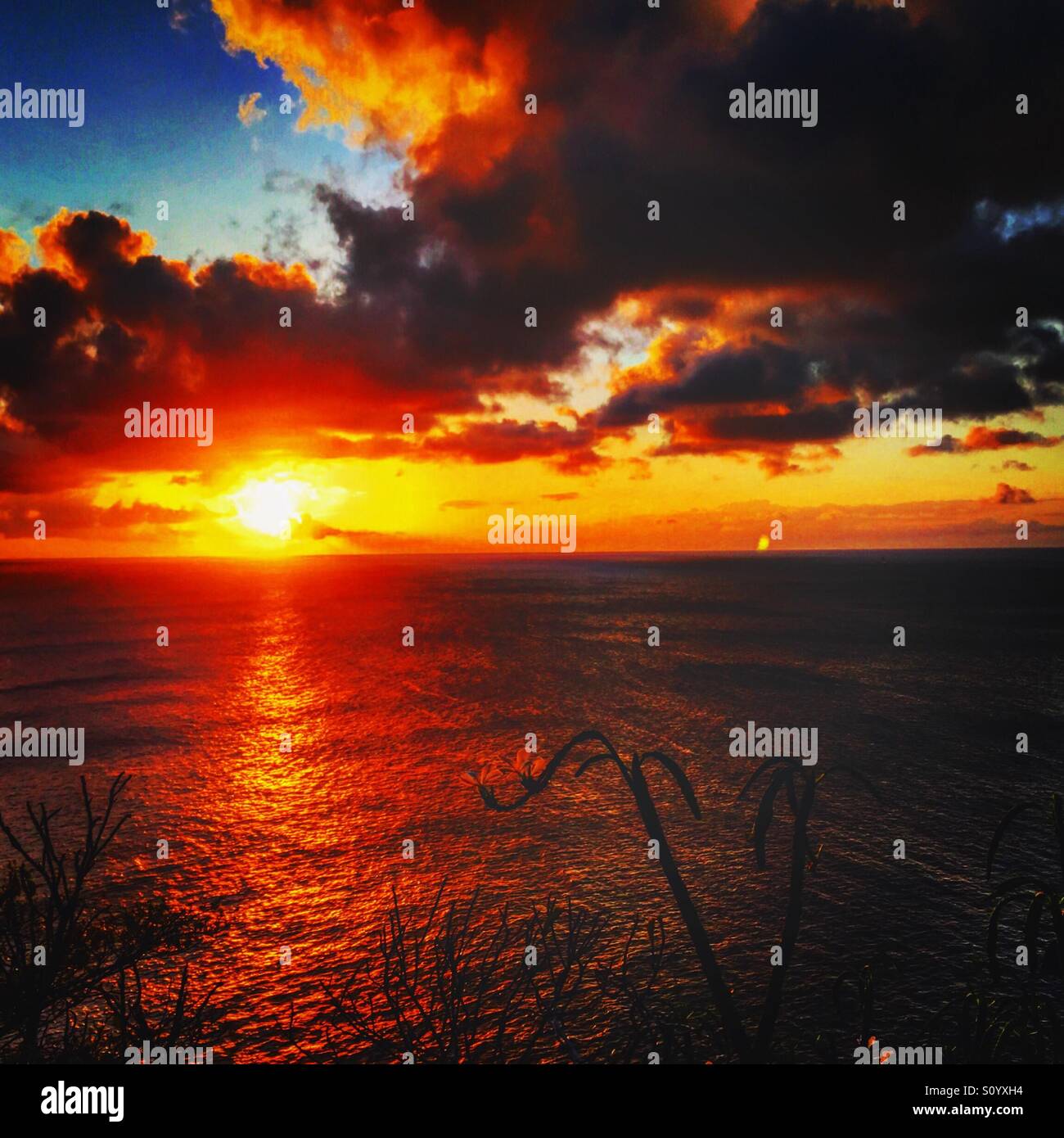 Orange sunsets hi-res stock photography and images - Alamy