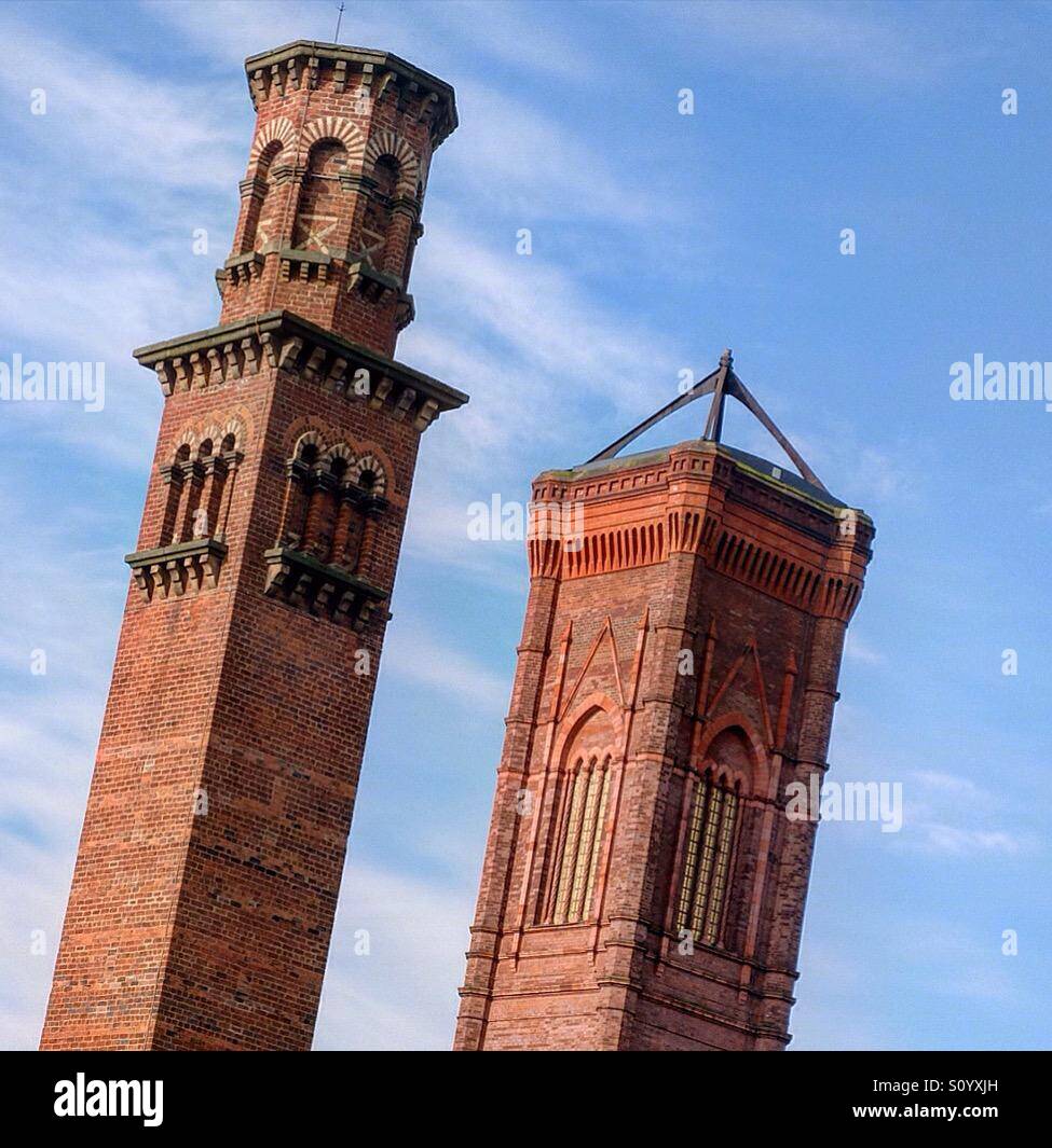 Leeds tower hi-res stock photography and images - Alamy