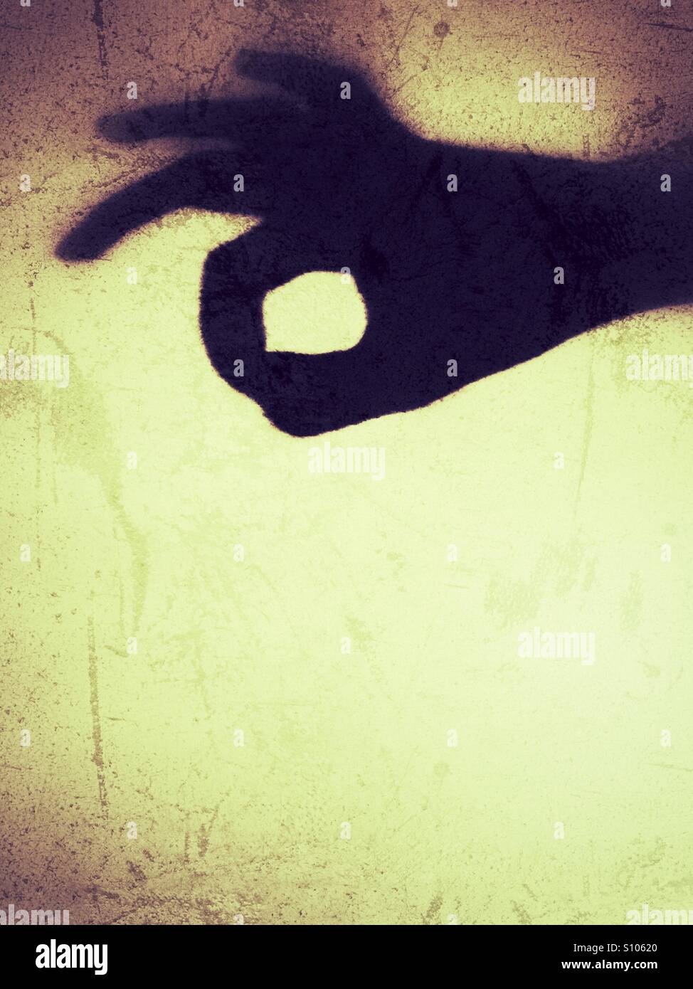 Ok hand gesture hi-res stock photography and images - Alamy