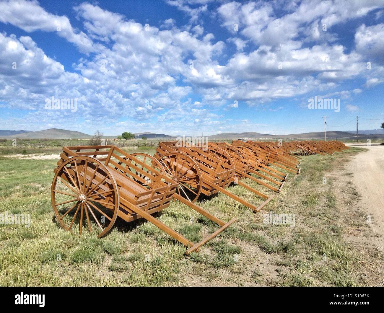 Pioneer handcart hi-res stock photography and images - Alamy