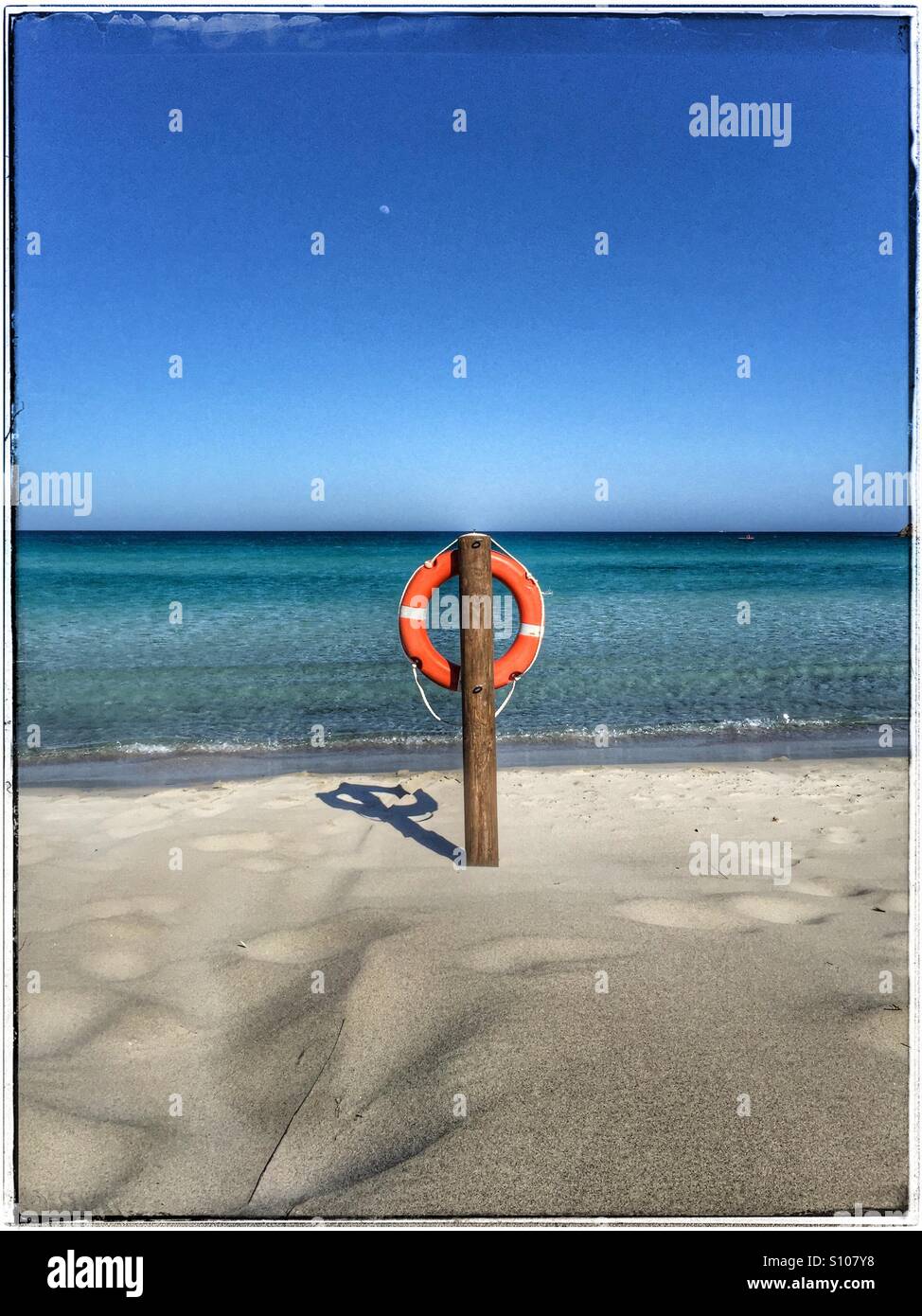 Life saving ring hi-res stock photography and images - Alamy