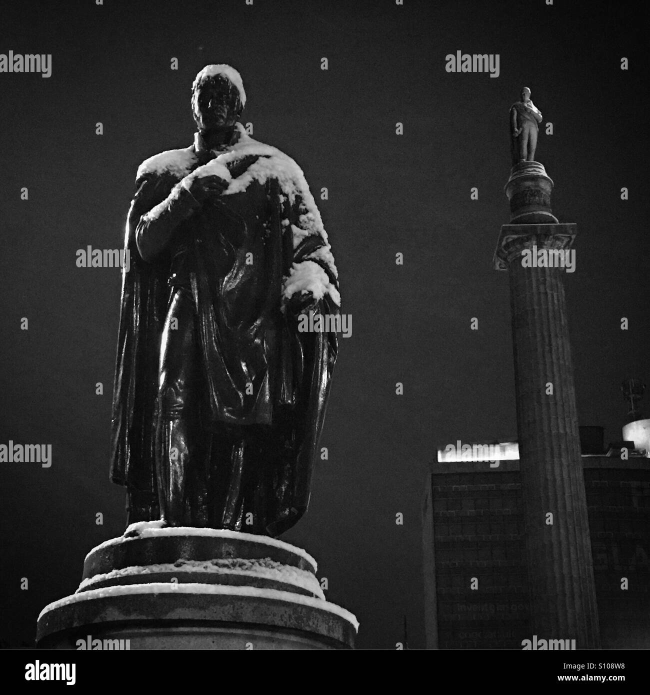 Glasgow george square snow hi-res stock photography and images - Alamy