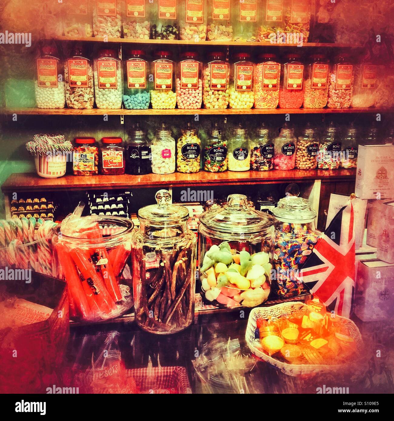 Old sweet shop counter hi-res stock photography and images - Alamy