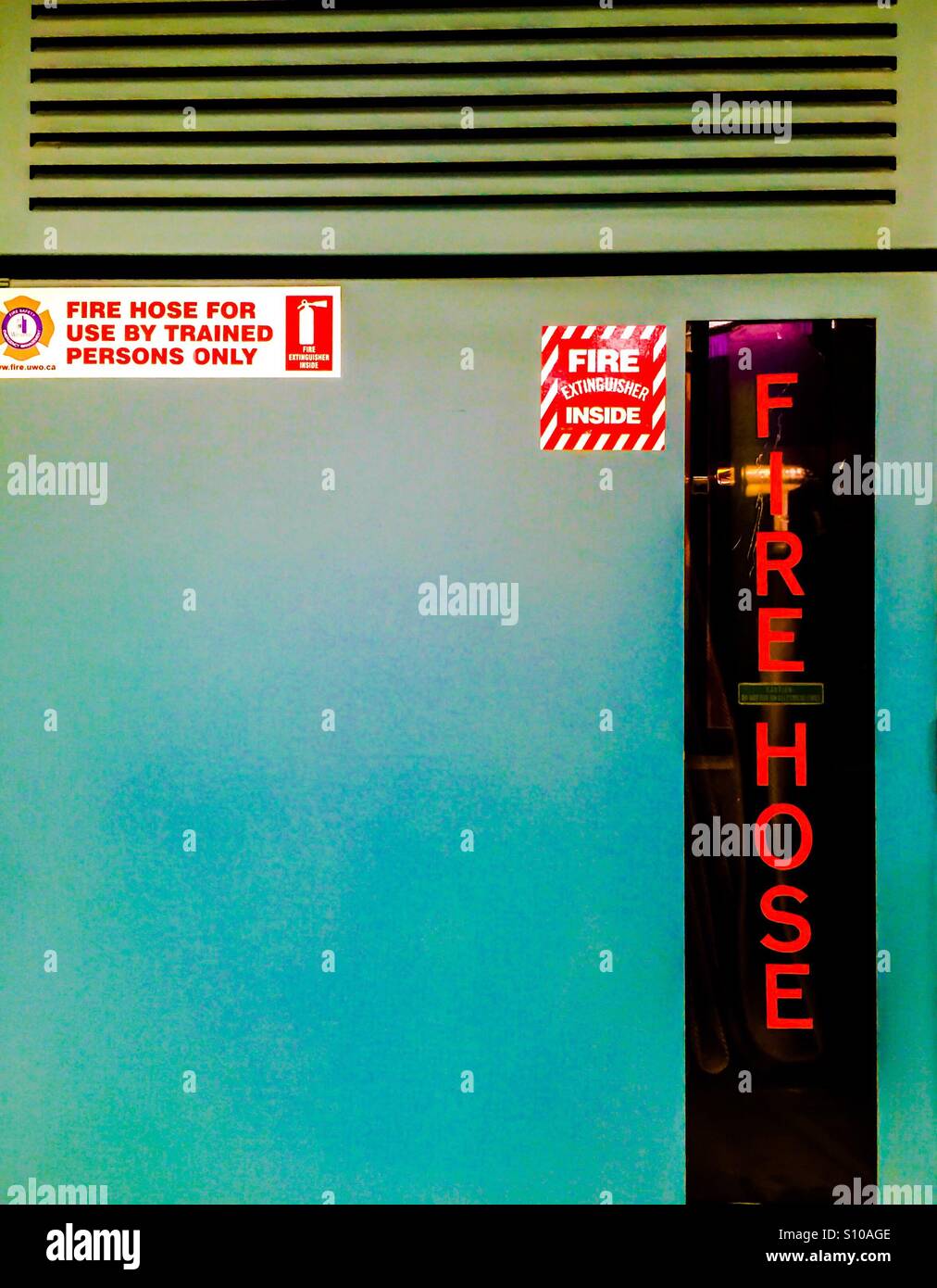 Fire hose sign hi-res stock photography and images - Alamy