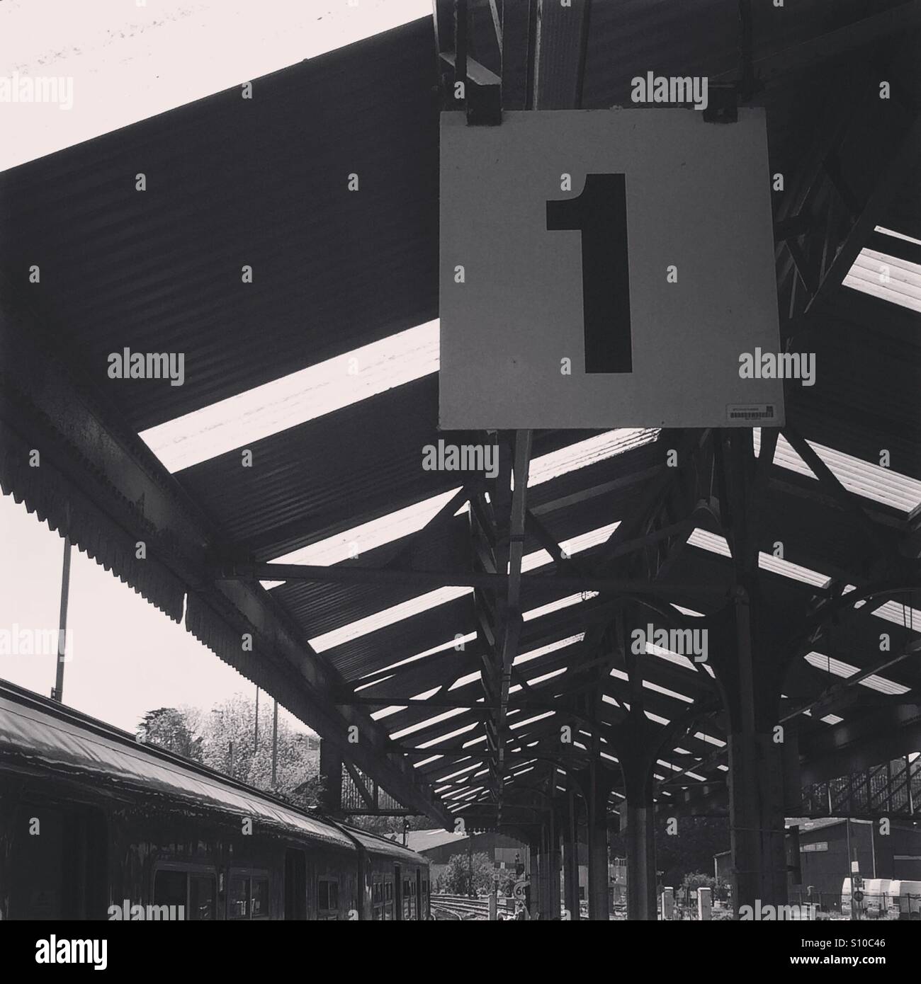 Platform one sign Stock Photo - Alamy