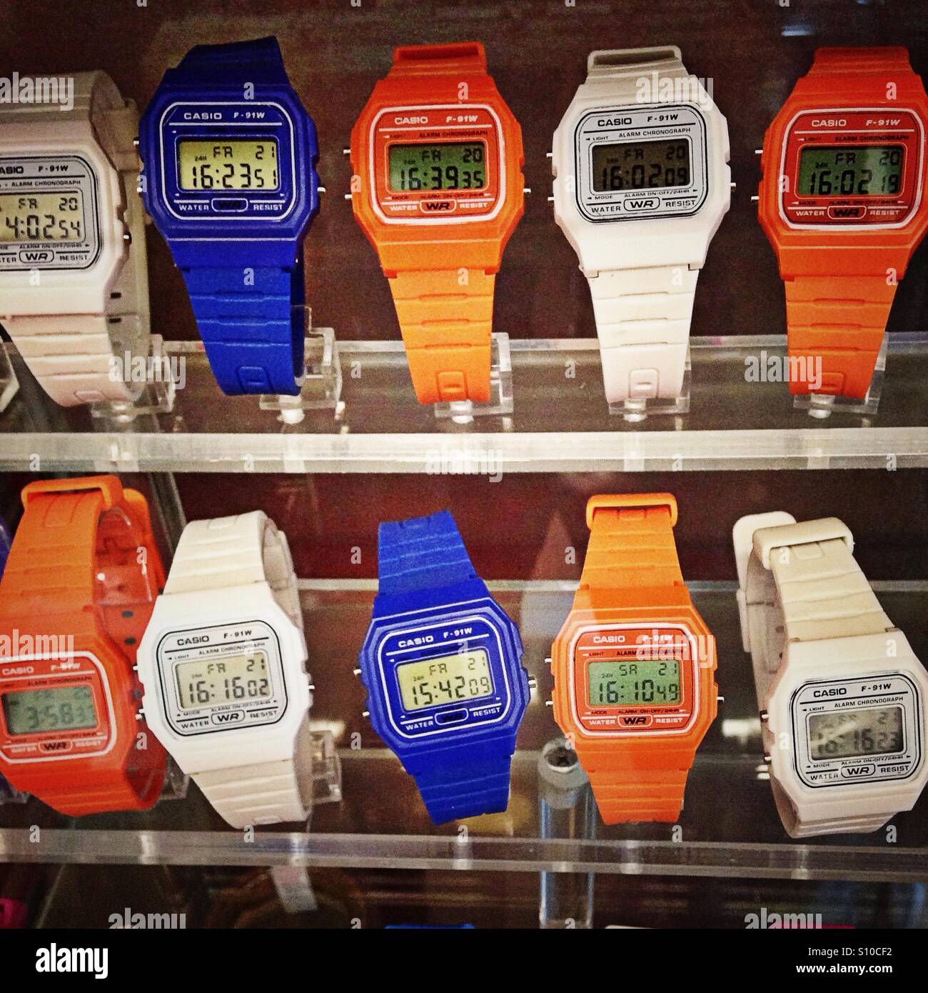 Digital watch 1980s hi-res stock photography and images - Alamy