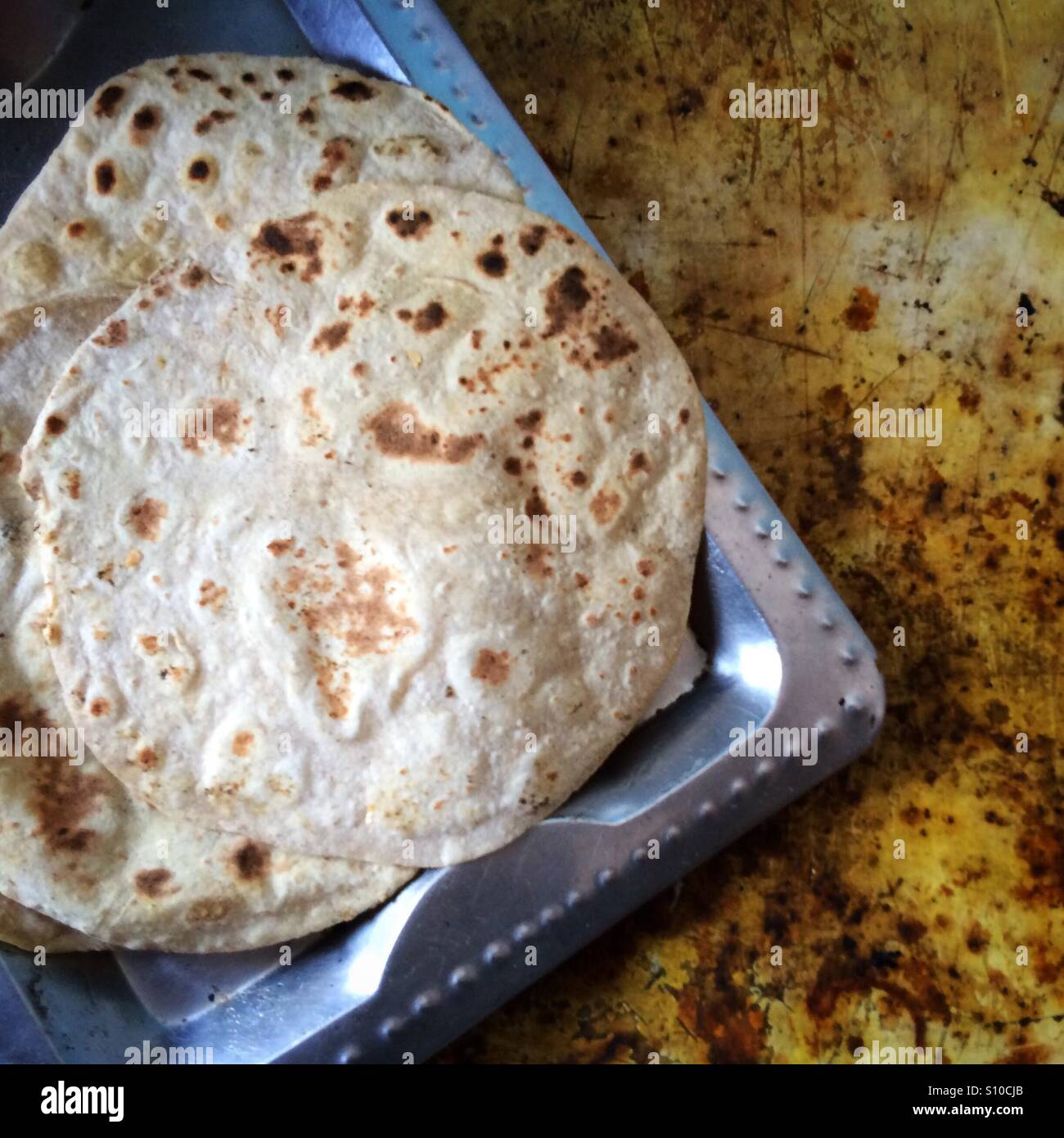 Chapati plate hi-res stock photography and images - Alamy