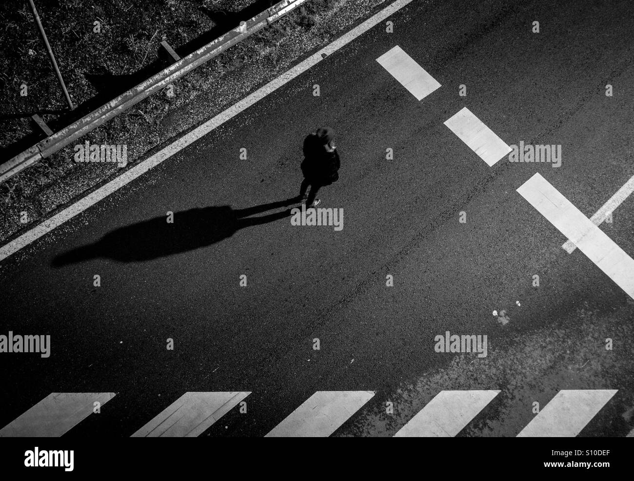Standing still with time hi-res stock photography and images - Alamy