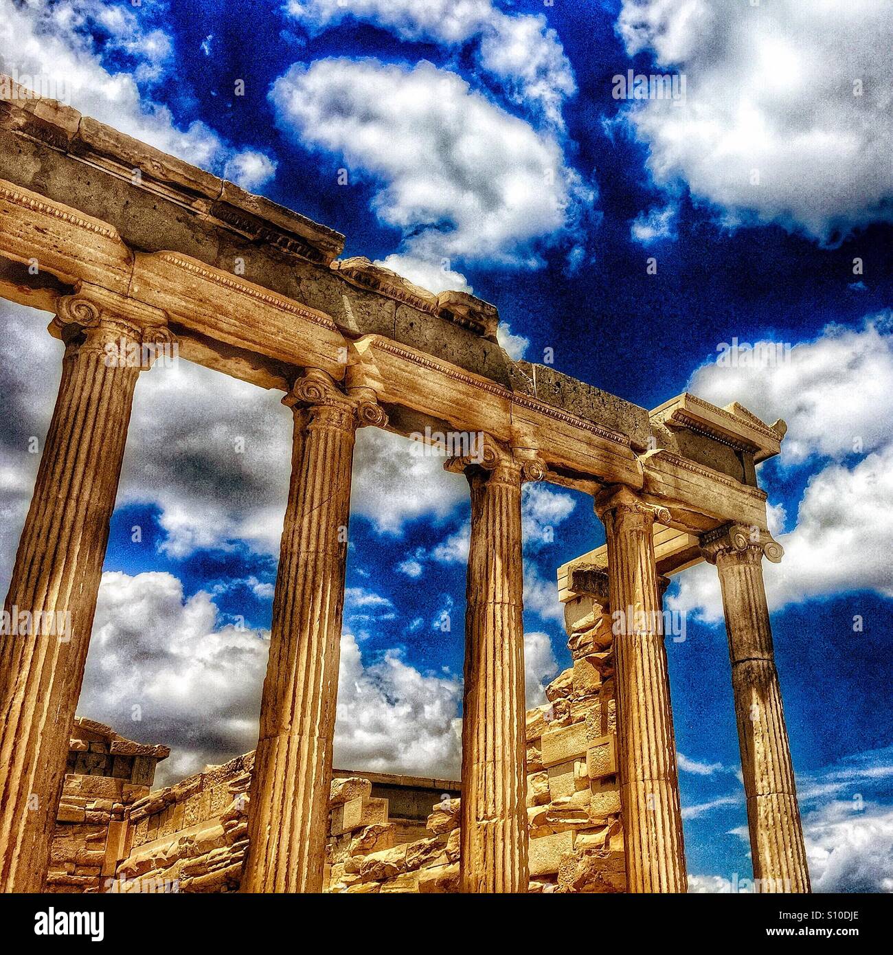 Erechtheum, Acropolis of Athens, Greece Stock Photo - Alamy Erechtheum, Acropolis of Athens, Greece Stock Photo - Alamy