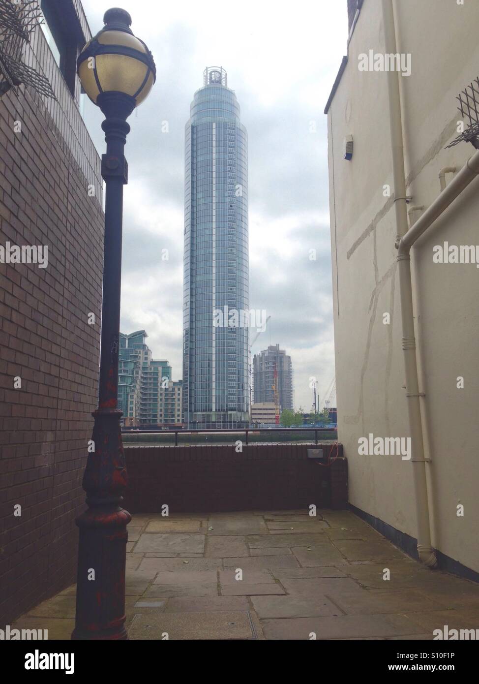 St George Wharf Tower, Vauxhall Stock Photo - Alamy
