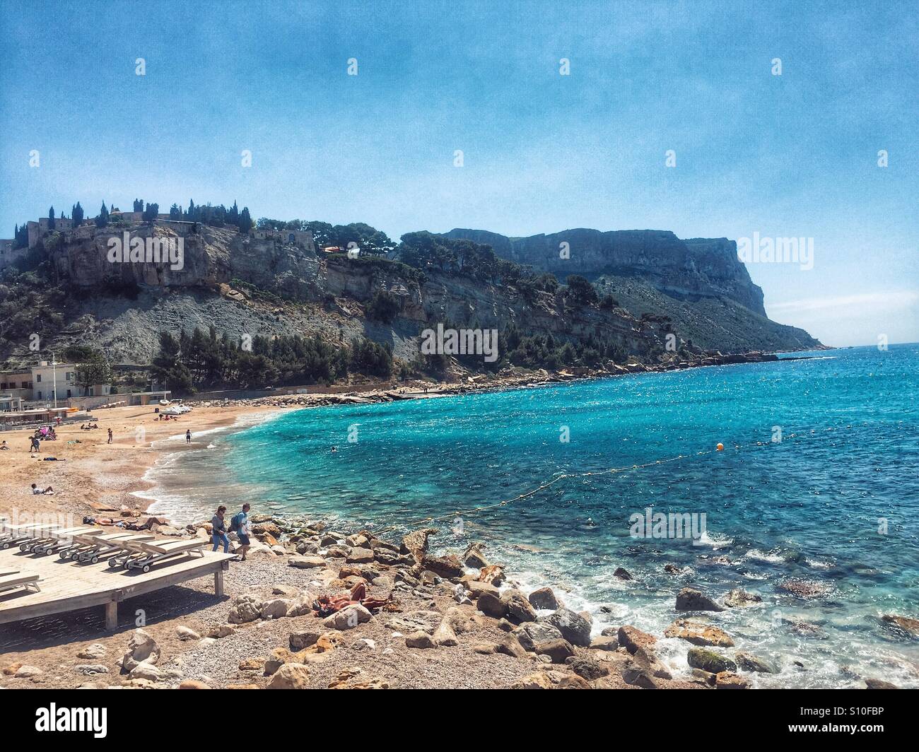 Cassis beach sea hi-res stock photography and images - Alamy