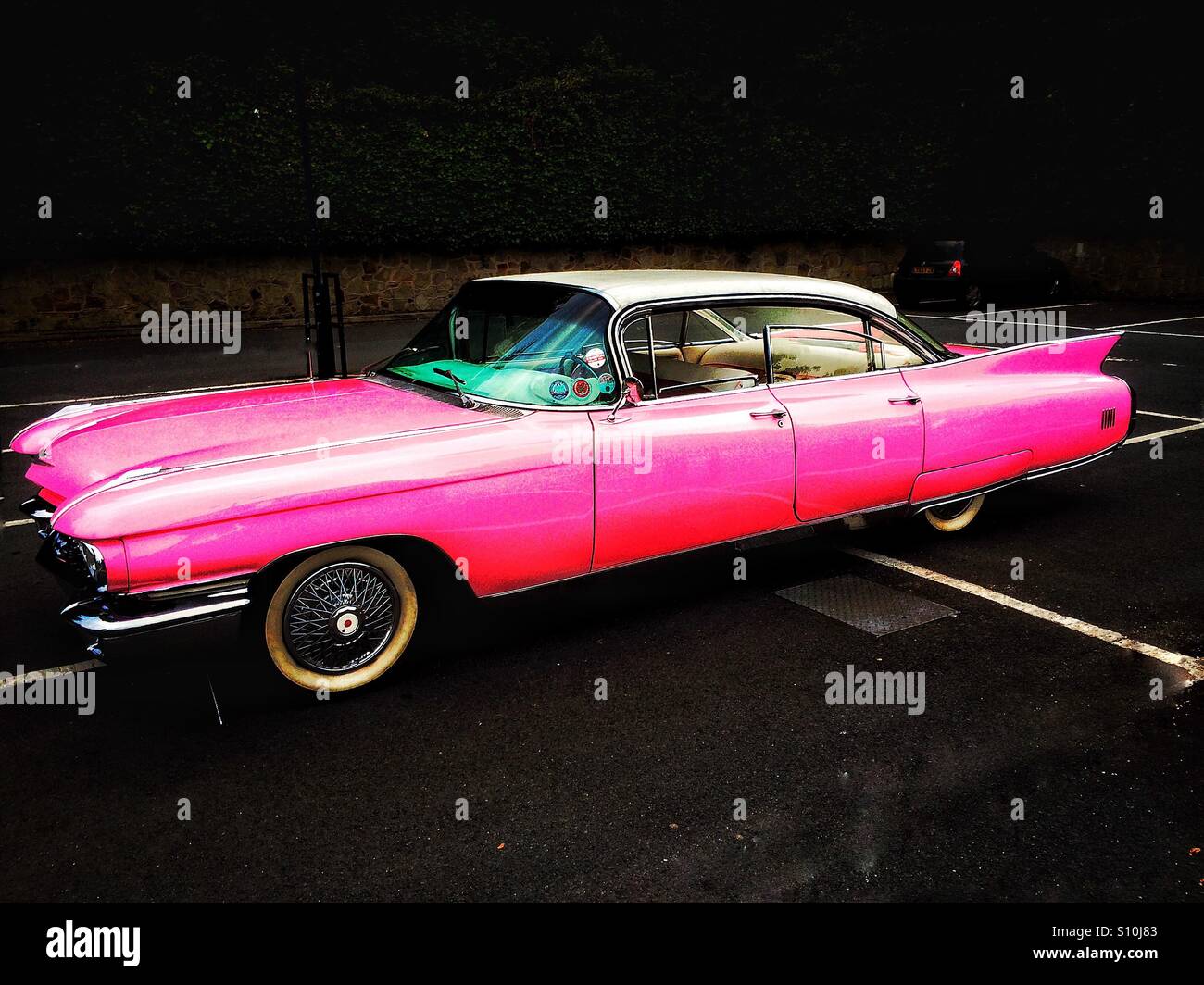 Pink cadillac car hi-res stock photography and images - Alamy
