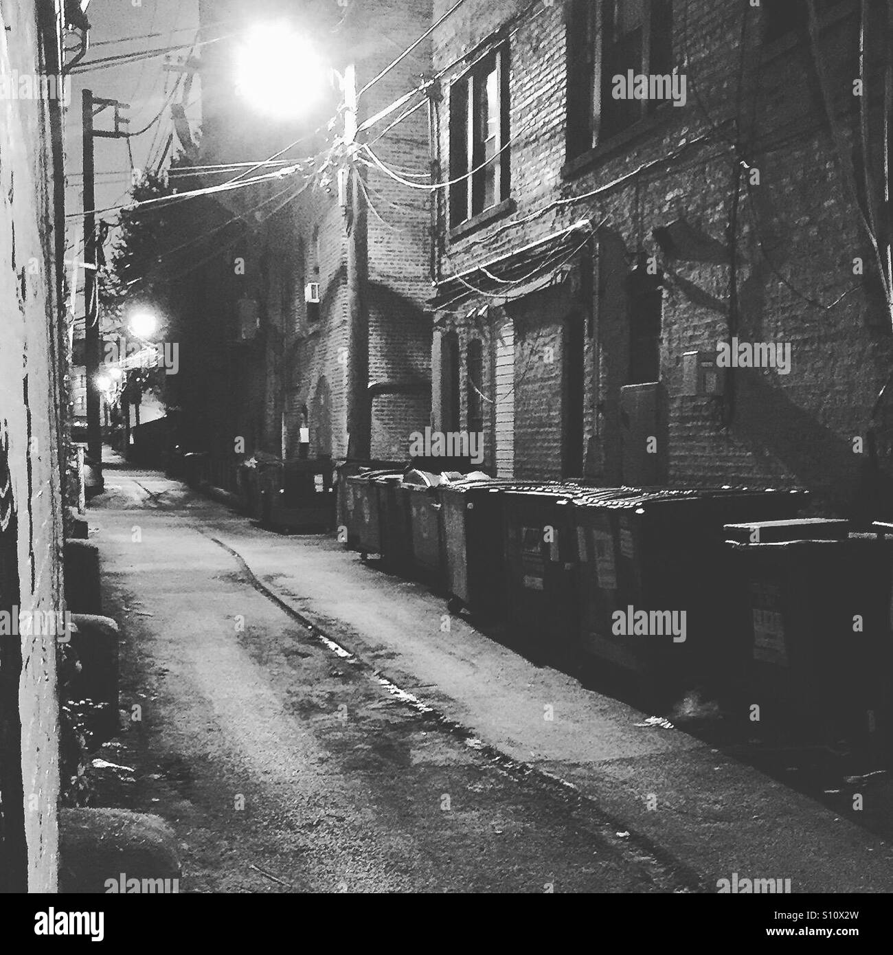 Black Alley Stock Photos & Black Alley Stock Images - Alamy