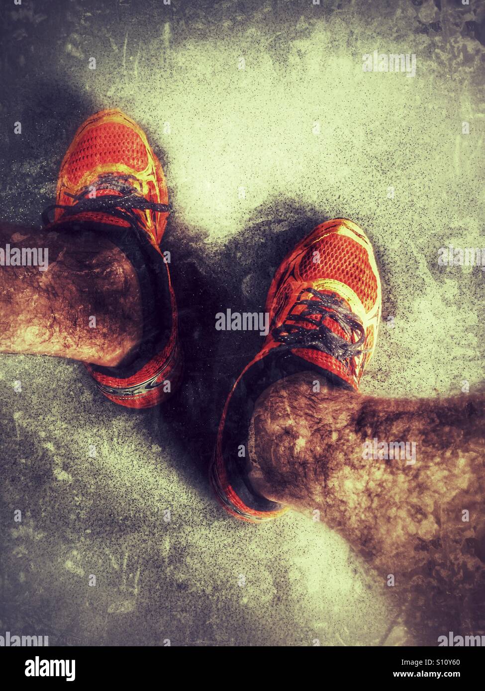 Hairy male feet hi-res stock photography and images - Alamy