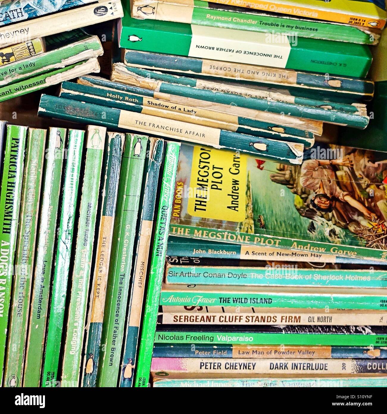 Second green hi-res stock photography and images - Alamy