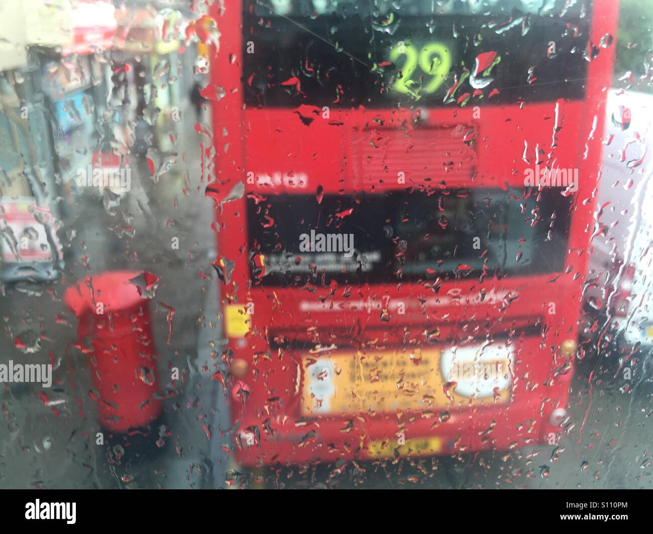 Images of rain hi-res stock photography and images - Alamy