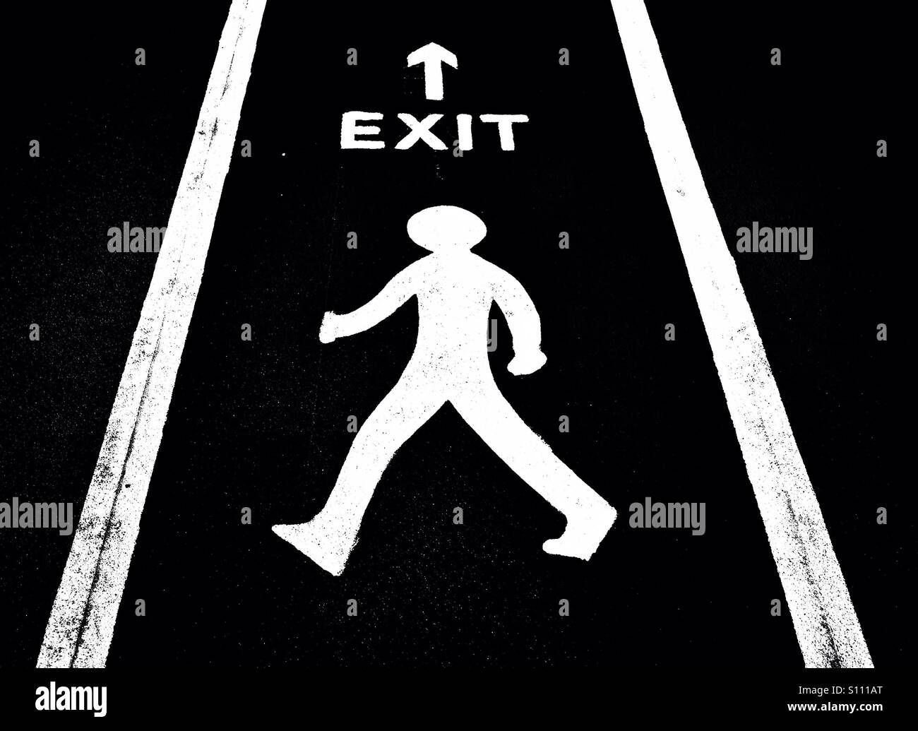 Car park exit sign hi-res stock photography and images - Alamy